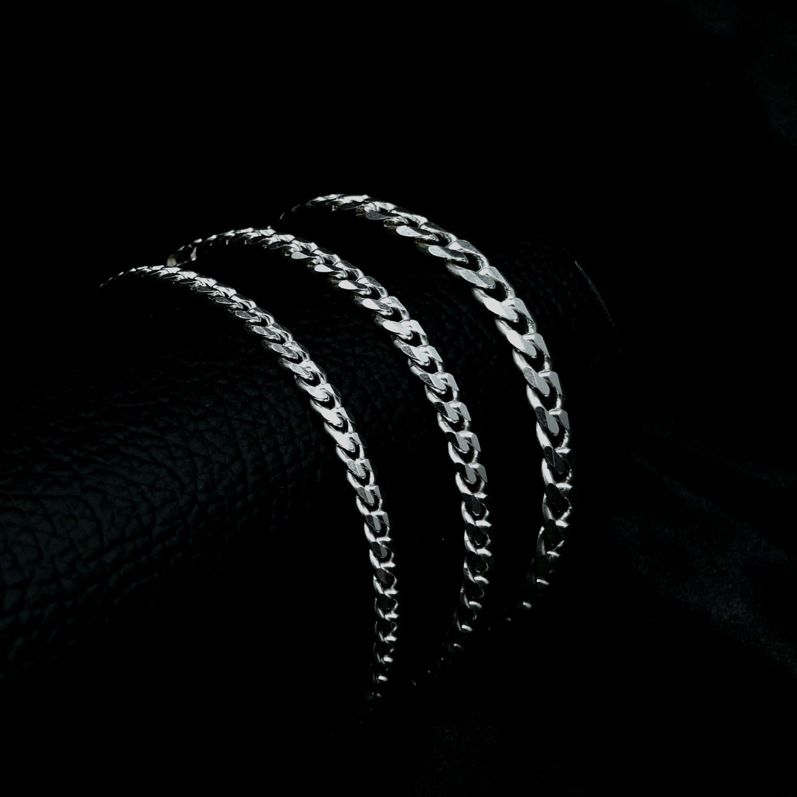 Silver Bracelets - Ceylon Kings